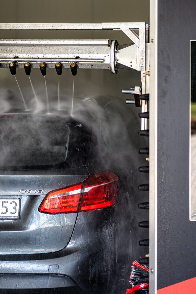 Automatic touchless car washes | BKF CarWash - BKF CarWash